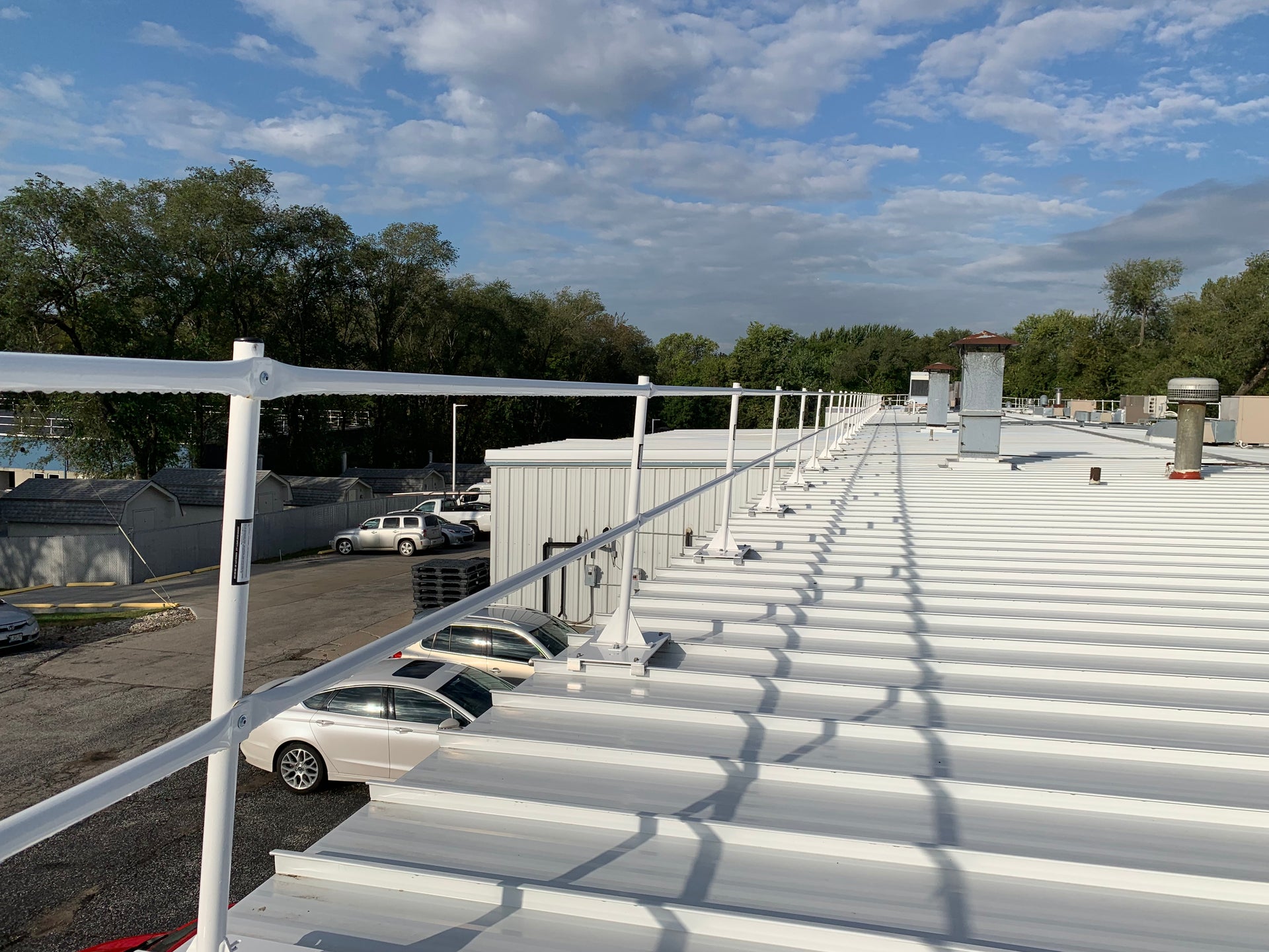Standing Seam Guardrail – Leading Edge Safety