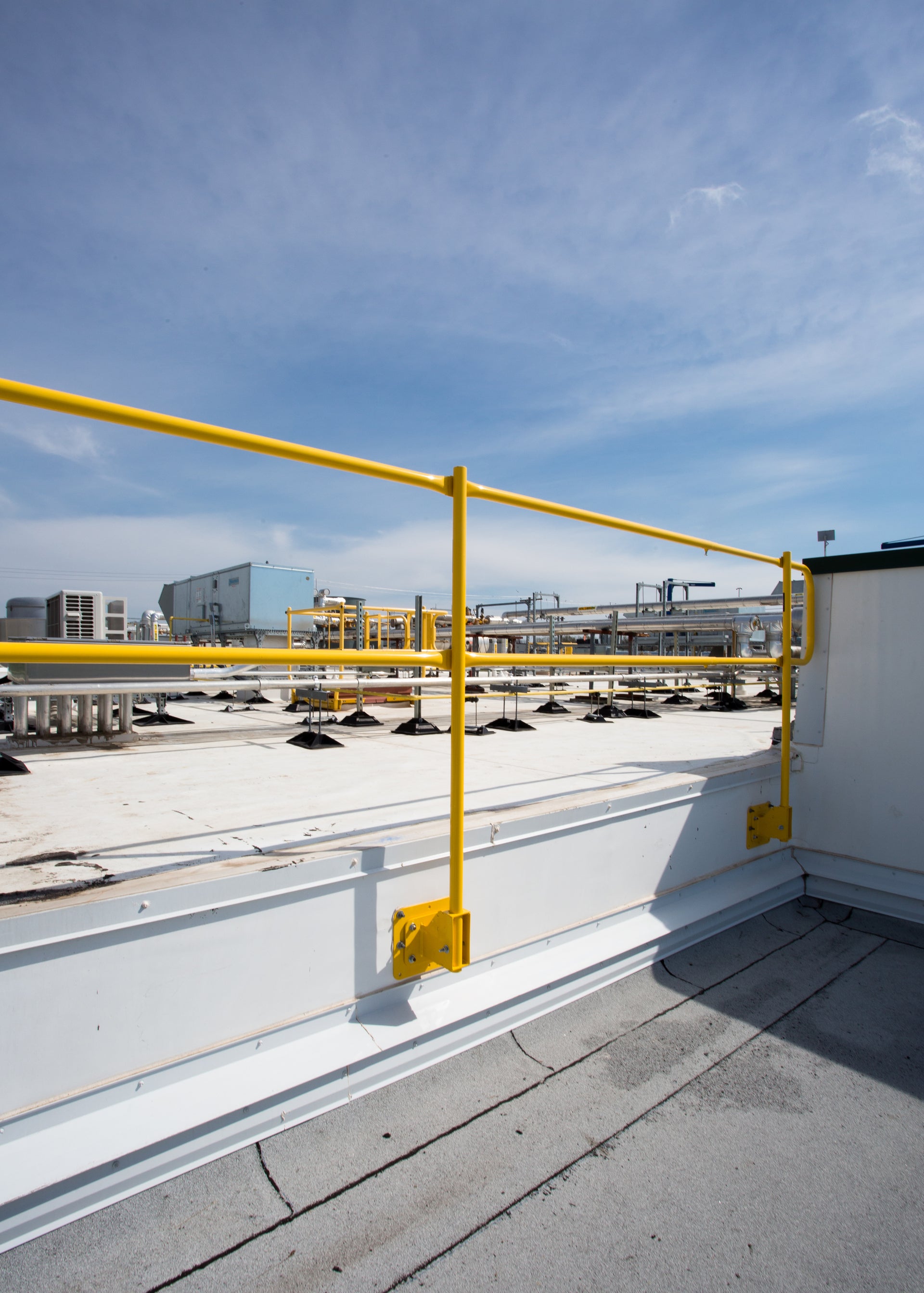 Wall Mount Guardrail – Leading Edge Safety