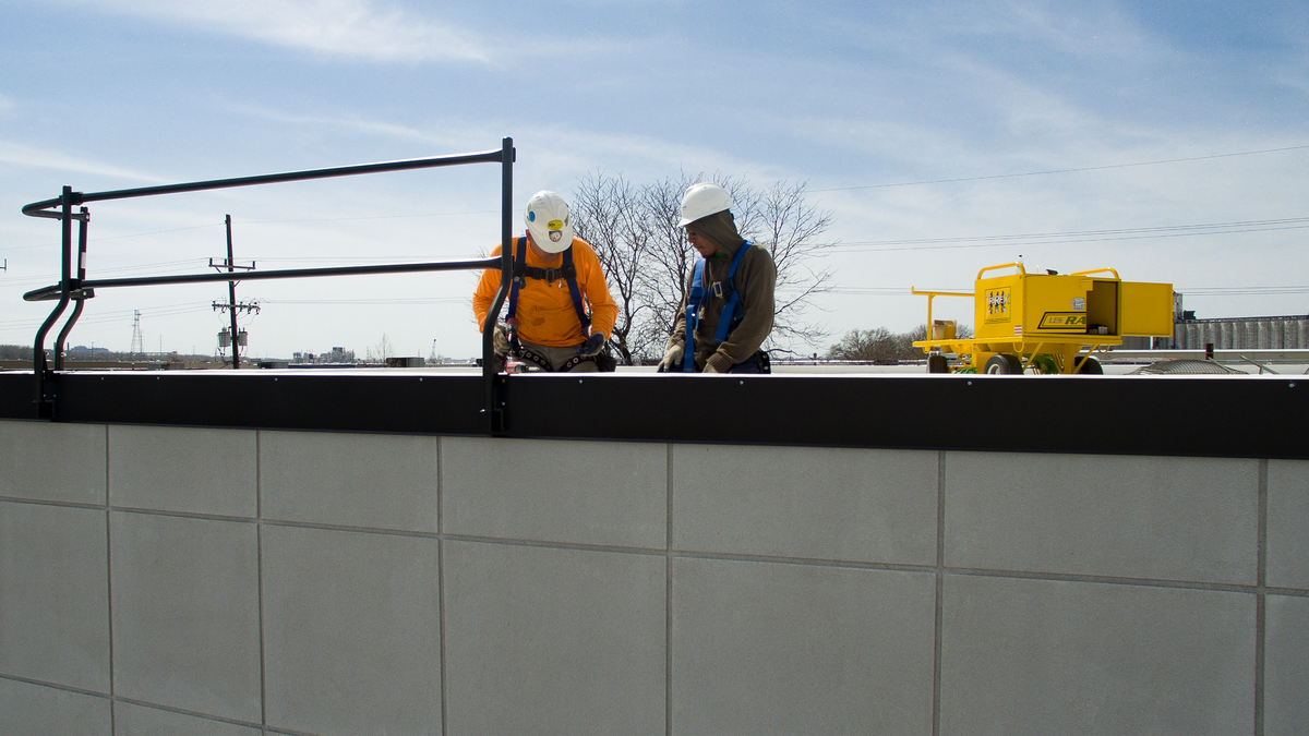 TriRex Mobile Fall Carts – Leading Edge Safety